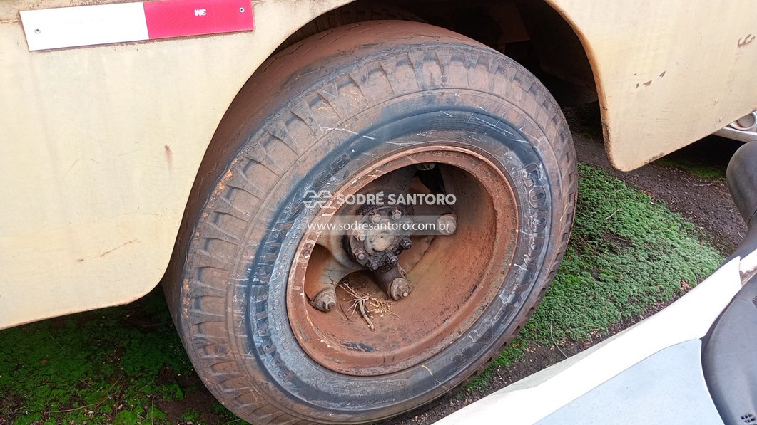 Leilão SUCATA CHEVROLET D70 72/72 - Leilão de veiculos - Sodré Santoro